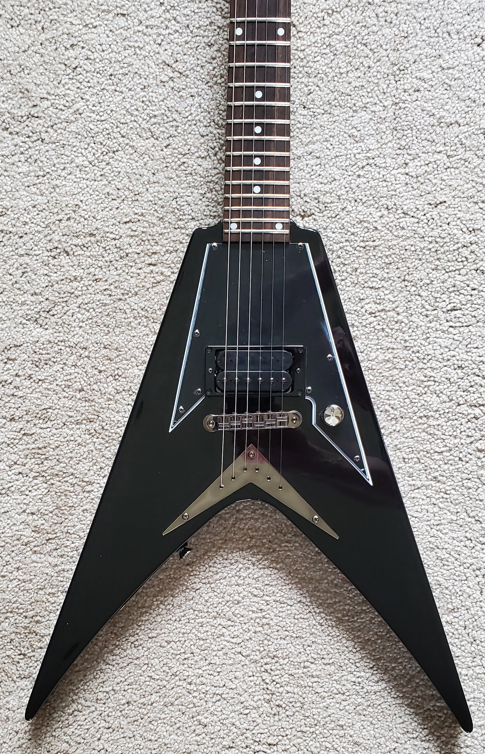 Samick SV10 Flying V Style Electric Guitar, Black Finish - New Gator E ...